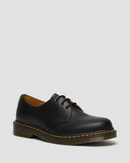 30 Rekomendasi Sepatu Docmart Terbaik yang Bikin Tampil Edgy | IDN Times