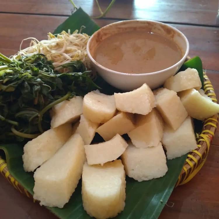 Resep Gendar Pecel, Makanan Tradisional dari Nasi Sisa | IDN Times