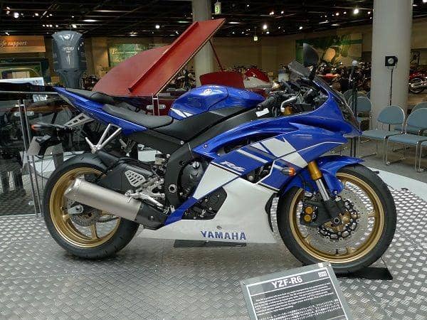 Spesifikasi Yamaha R6, Motor Gahar Sporty di Kelas 600 cc | IDN Times