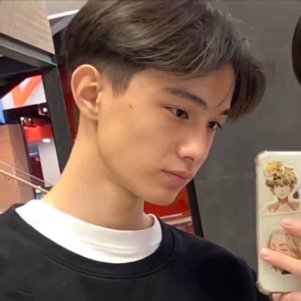 10 Variasi Potongan Rambut Comma Hair, Wajib Banget Dicoba! | IDN Times