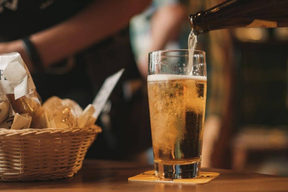⁠Apakah Bir 0 Persen Alkohol Halal atau Haram? | IDN Times