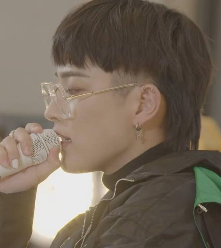 12 Ide Model Gaya Rambut Two Block ala Pria Korea, Kekinian! | IDN Times