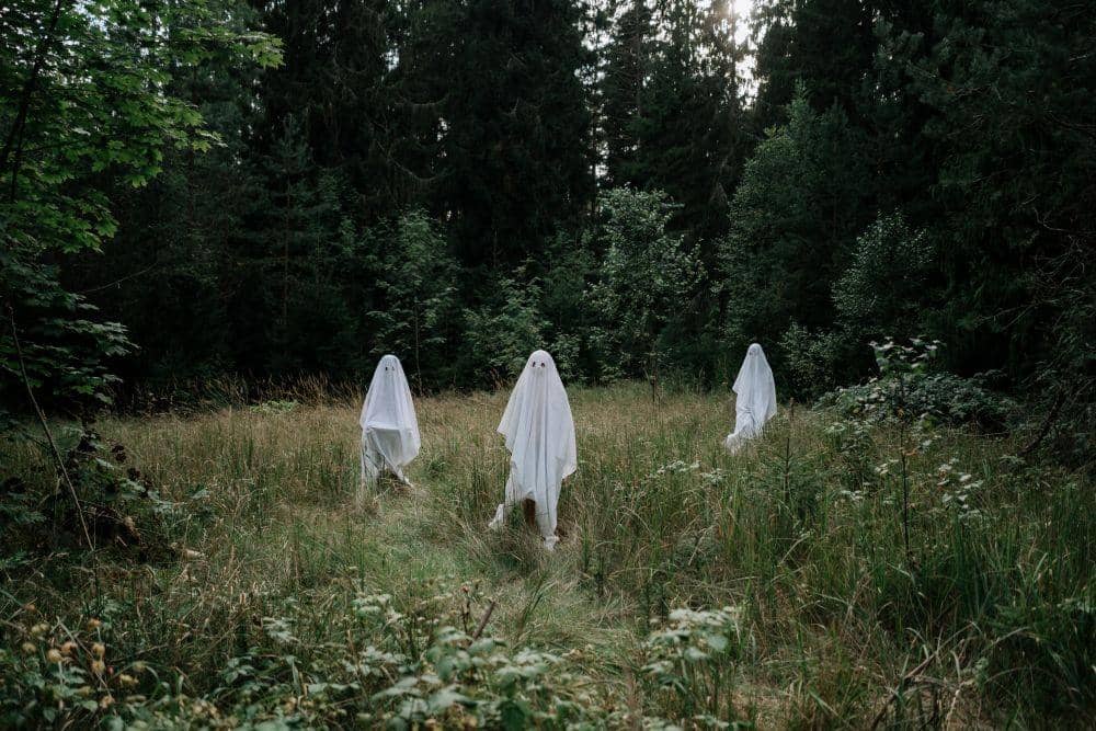 Mitos Hantu Songko Manado, Sosok Gaib yang Berjubah | IDN Times