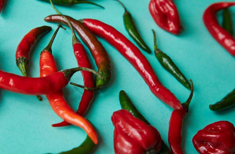 5 Cara Menyimpan Cabai Tetap Segar dan Gak Keriput | IDN Times