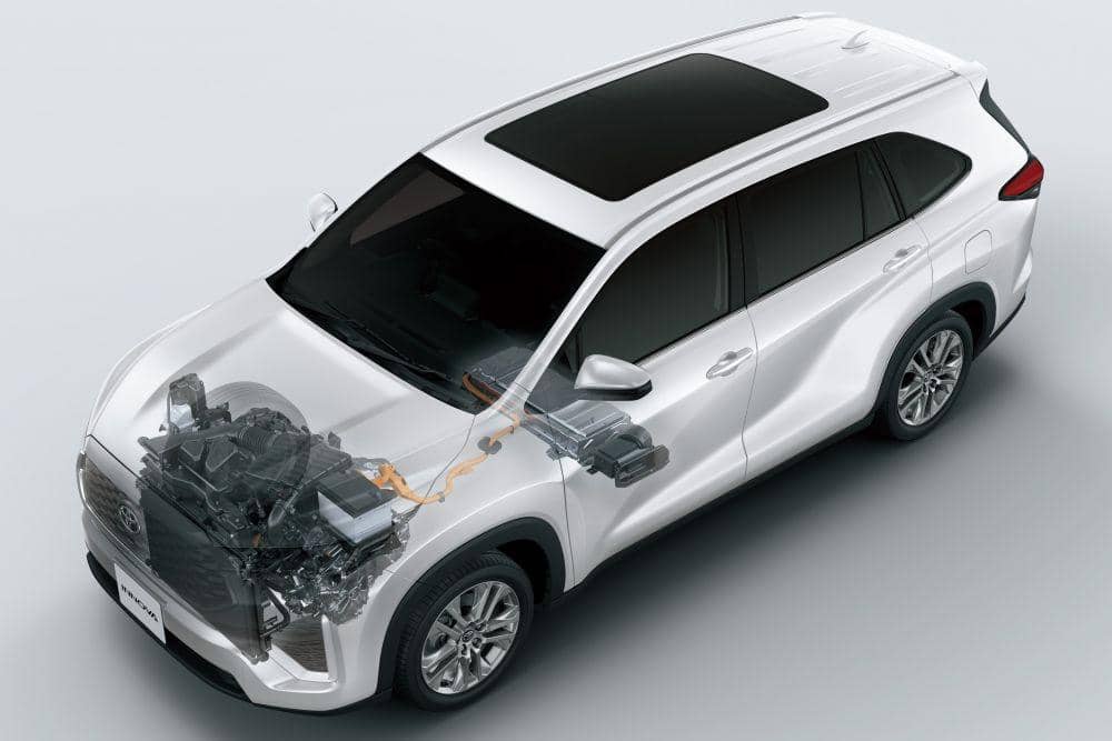 Toyota Veloz Hybrid Datang, Mobil Listrik Bakal Tertekan? | IDN Times