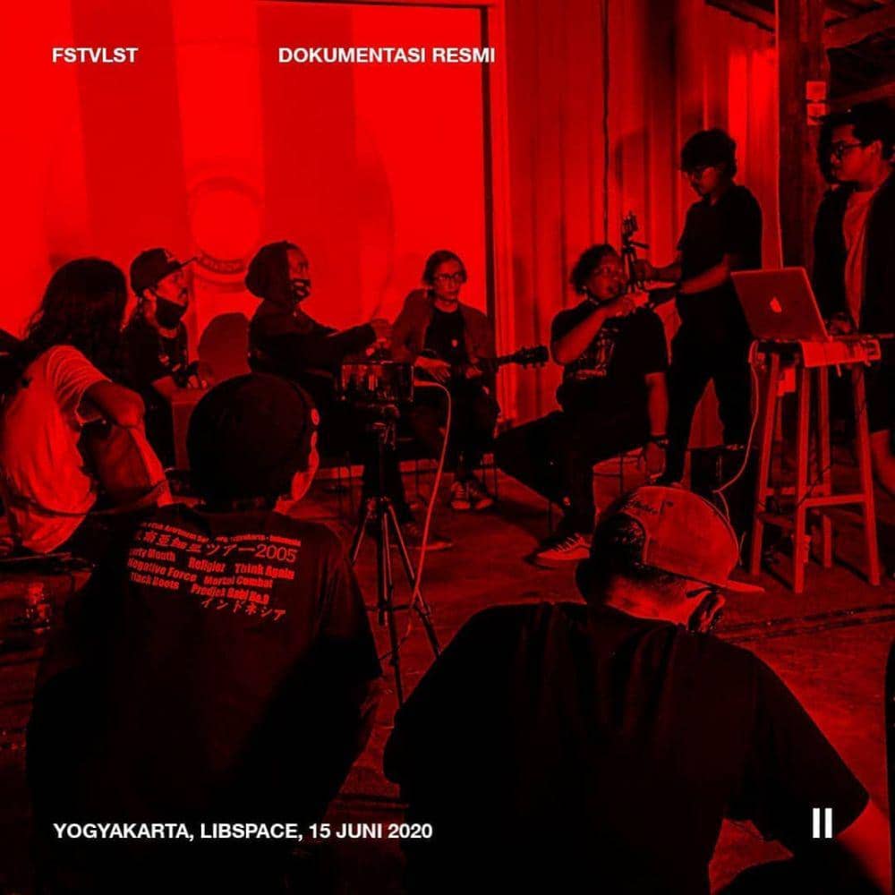 Profil FSTVLS, Band Rock Indie Jogja yang Dulu Bernama Jenny | IDN ...