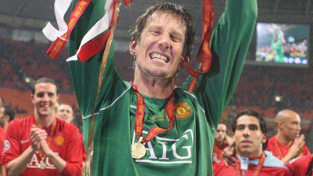 Profil Edwin van der Sar, Late Bloomer yang Menjelma Legenda | IDN Times