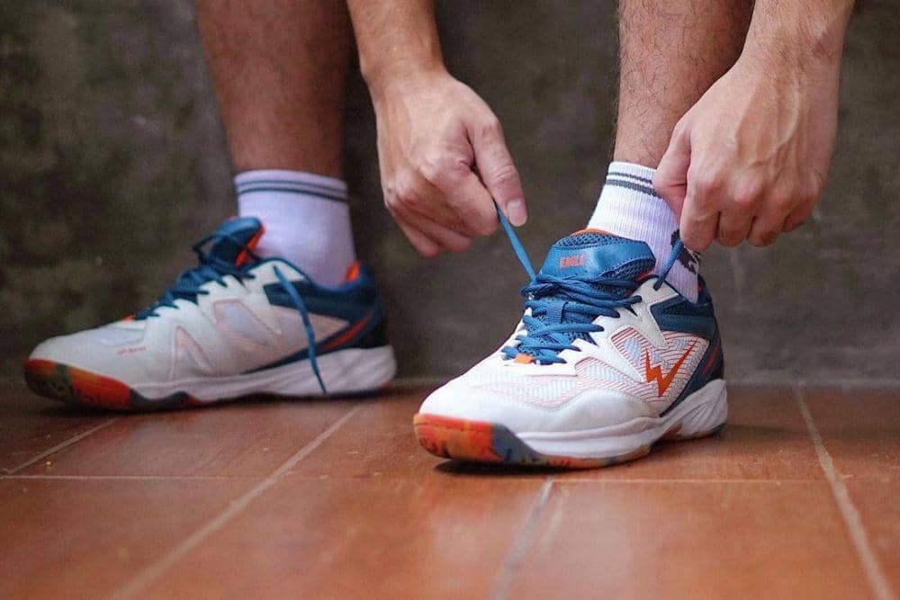 7 Merek Sepatu Jadul 80-an yang Masih Eksis Hingga Kini | IDN Times
