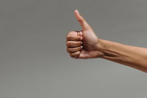 7 Penyebab Jempol Sakit, dari Kista hingga Artritis | IDN Times