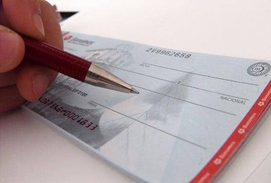 Cek Mundur: Pengertian, Contoh dan Cara Penggunaannya | IDN Times