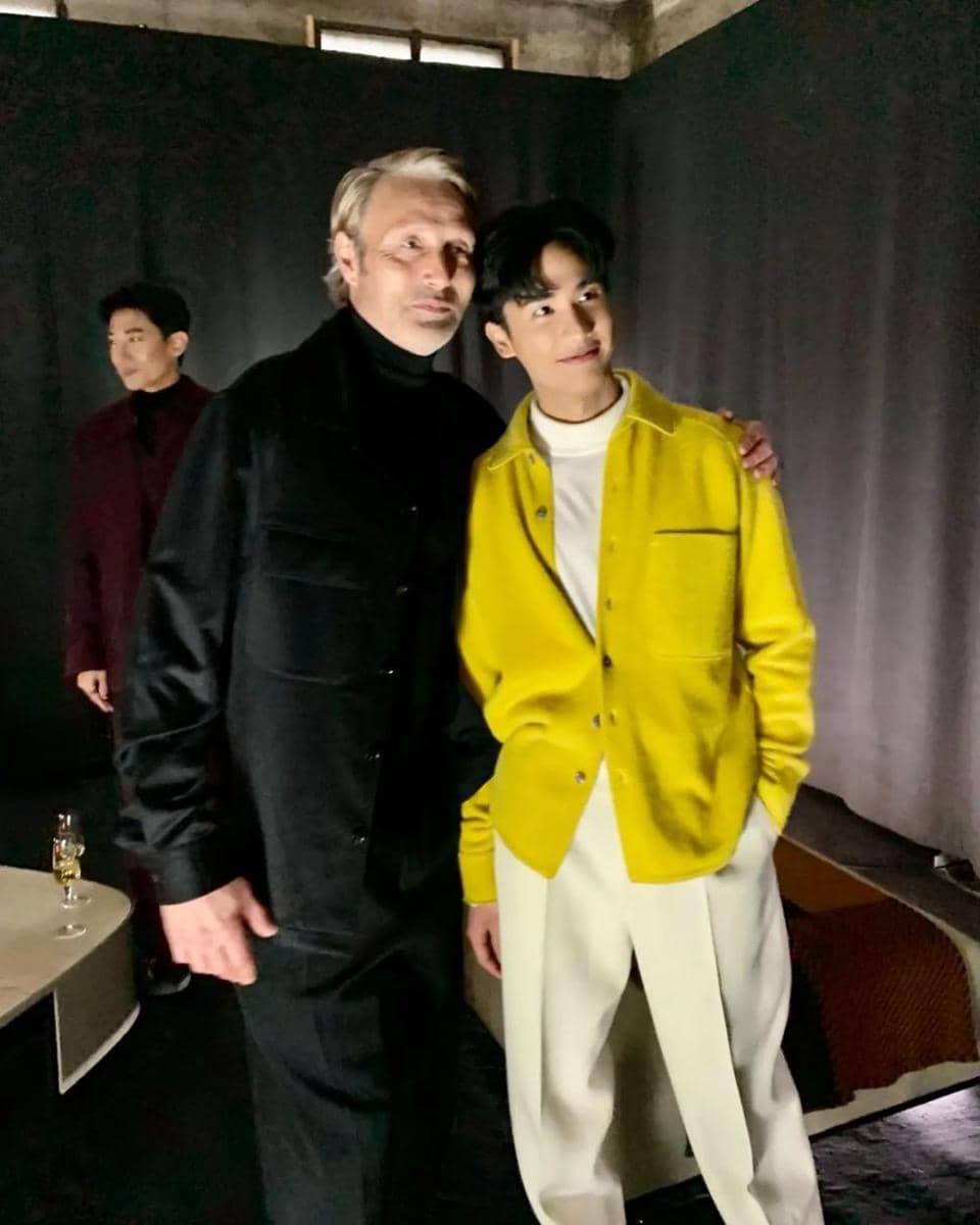 Potret Tay Tawan dan Para Artis di Milan | IDN Times