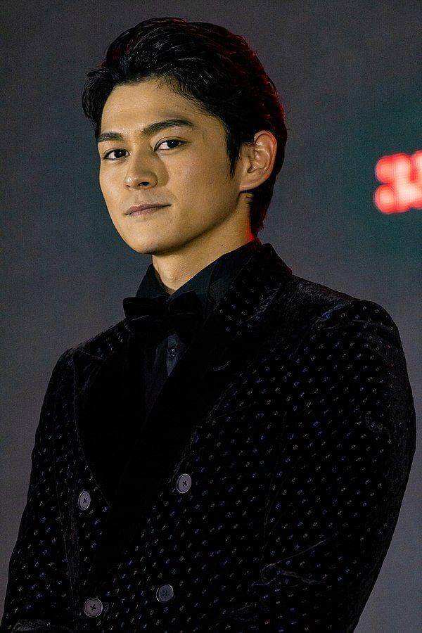 5 Fakta Mackenyu Arata dan Gordon Maeda yang Nikah Barengan | IDN Times