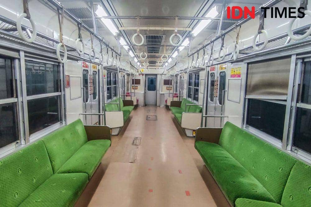 Cara ke PRJ 2024 dengan Naik KRL, Jadi Murah dan Mudah | IDN Times