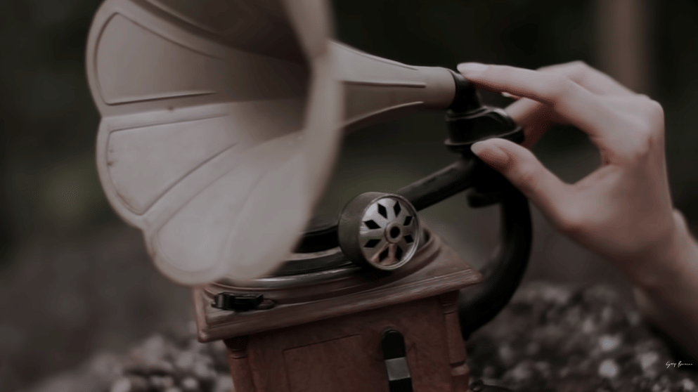 Lirik Lagu Asmalibrasi dari Soegi Bornean dan Artinya | IDN Times