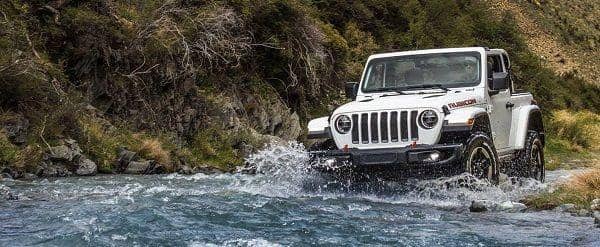 Mobil Rubicon: Spesifikasi, Fitur, dan Harga Terbaru 2023 | IDN Times