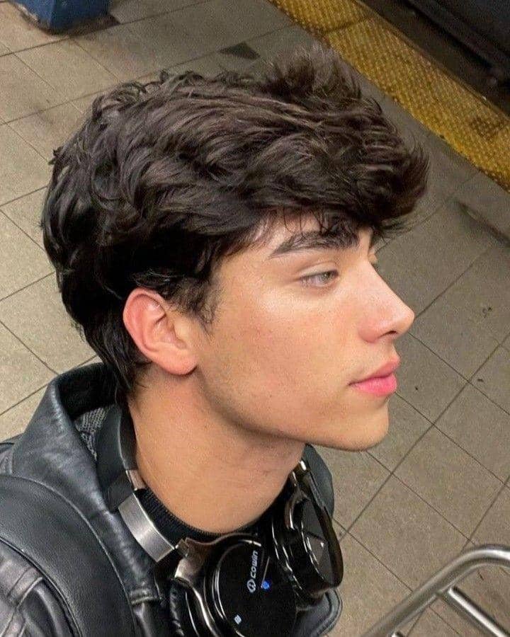 20 Model Rambut Pria Terbaru yang Bakal Ngetren di 2025 | IDN Times