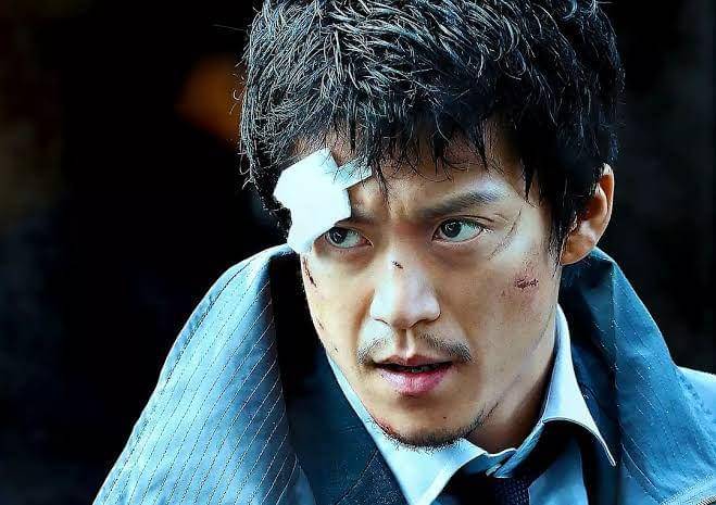 10 Peran Shun Oguri di Film dan Serial TV, Semuanya Ikonik! | IDN Times