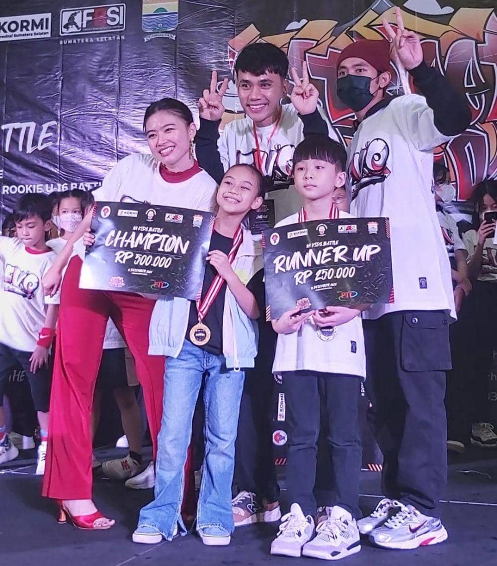 9 Potret Miyu, Dancer Cilik Indonesia Ikut Kompetisi Dance | IDN Times