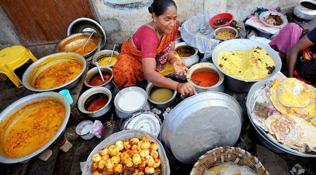 Kenapa Street Food India Terkenal Jorok? Ini Penjelasannya! | IDN Times
