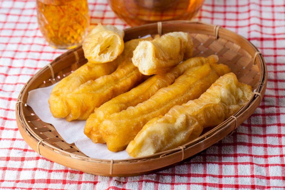 Resep Bubur dari Nasi Matang, Masak Cepat dan Irit Bahan! | IDN Times