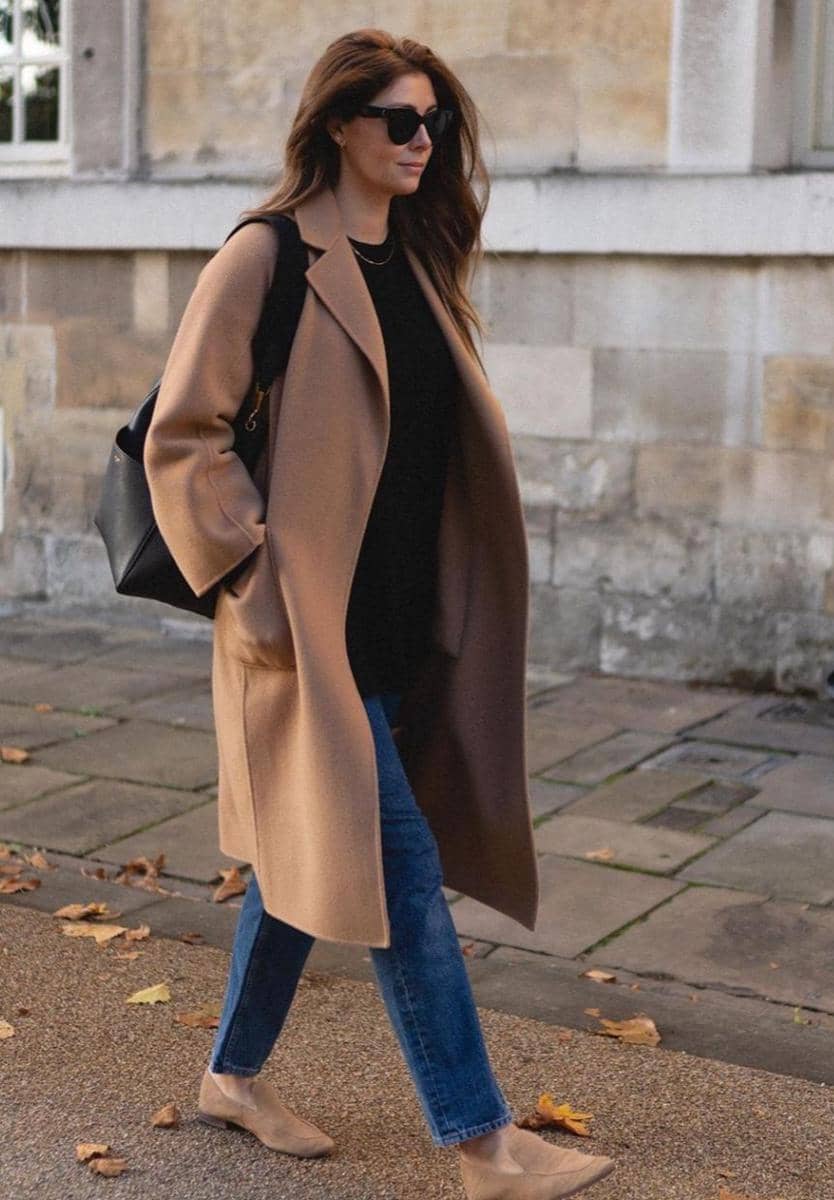 9 Ide Outfit Big Coat YouTuber Emma Hill, Bikin Menawan | IDN Times Bali