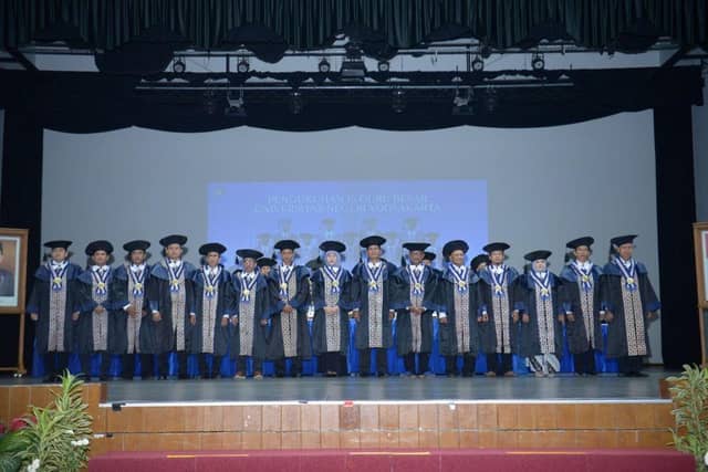 UNY Punya 15 Guru Besar Baru | IDN Times Jogja