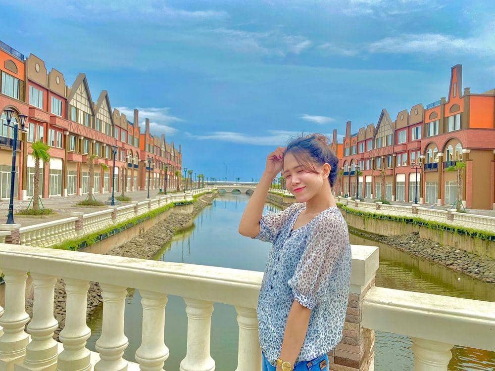 La Riviera PIK 2: Lokasi, Harga Tiket, dan Fasilitas | IDN Times