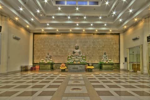 5 Vihara di Jakarta untuk Wisata Religi Hari Waisak | IDN Times
