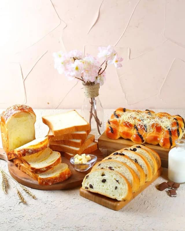 57 Daftar Menu MAKO Cake and Bakery yang Paling Laris | IDN Times