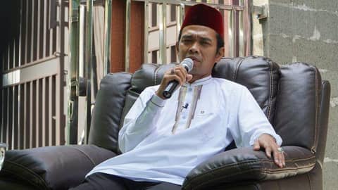 10 Ustadz Terkenal di Indonesia, Siapa Idolamu? | IDN Times