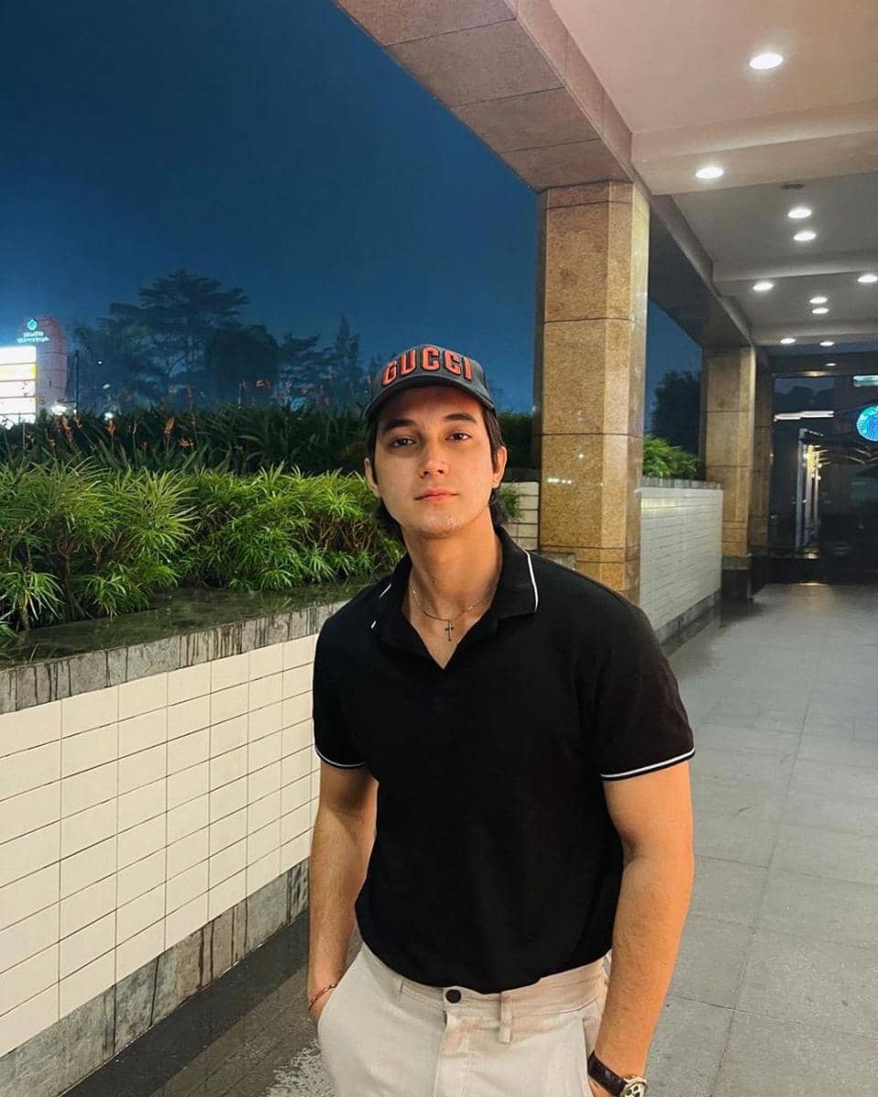 ⁠Biodata dan Profil Junior Roberts, Lagi Disorot | IDN Times
