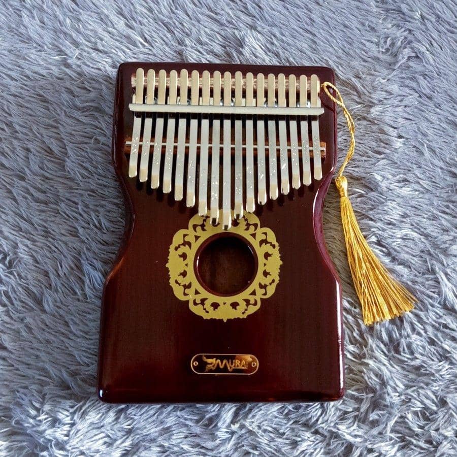 5 Rekomendasi Kalimba Terbaik, Suara Merdu dan Harga Murah! | IDN Times