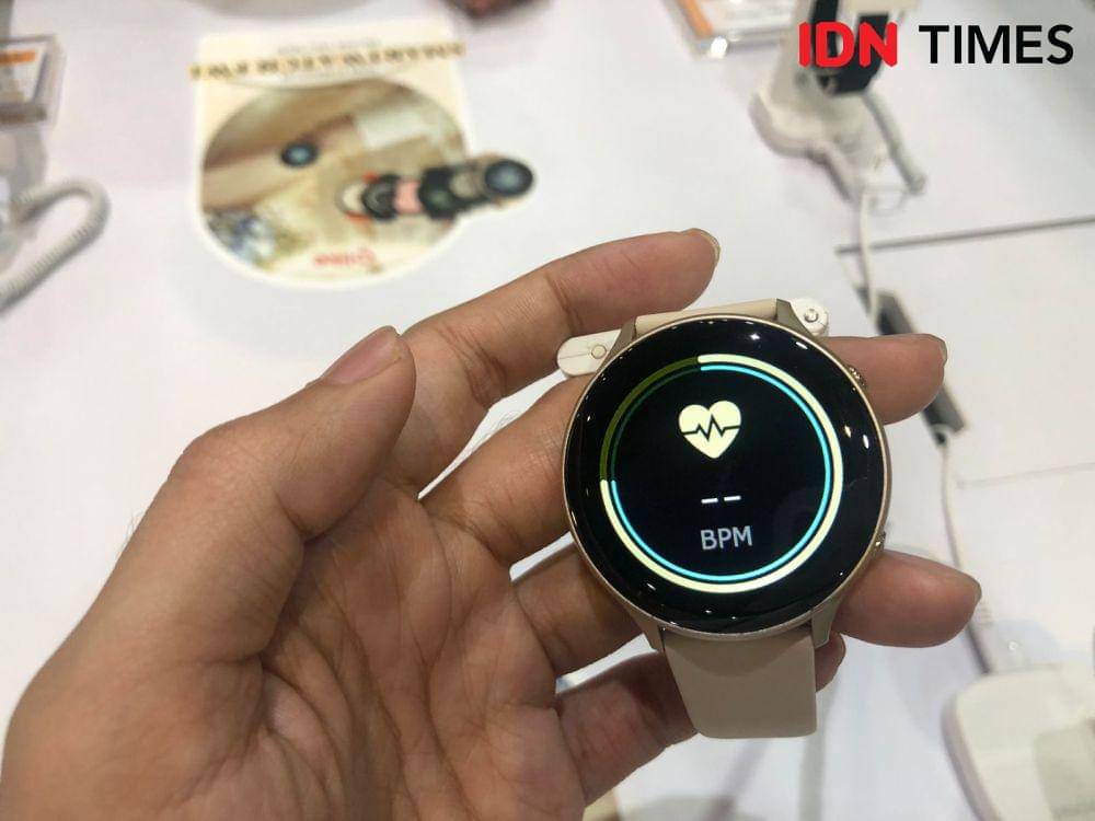 7 Rekomendasi Smartwatch di Bawah Rp500 Ribu, Fitur Bersaing | IDN Times