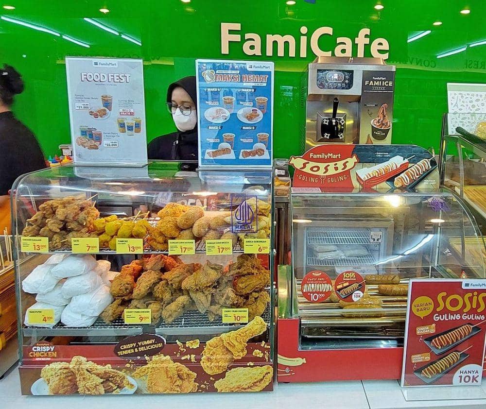 50 Daftar Menu FamilyMart 2024 dan Harganya | IDN Times