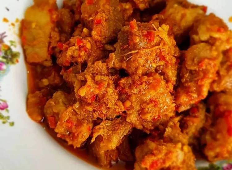 Resep Babi Rica Manado Asli yang Pedasnya Lezat Menggigit | IDN Times