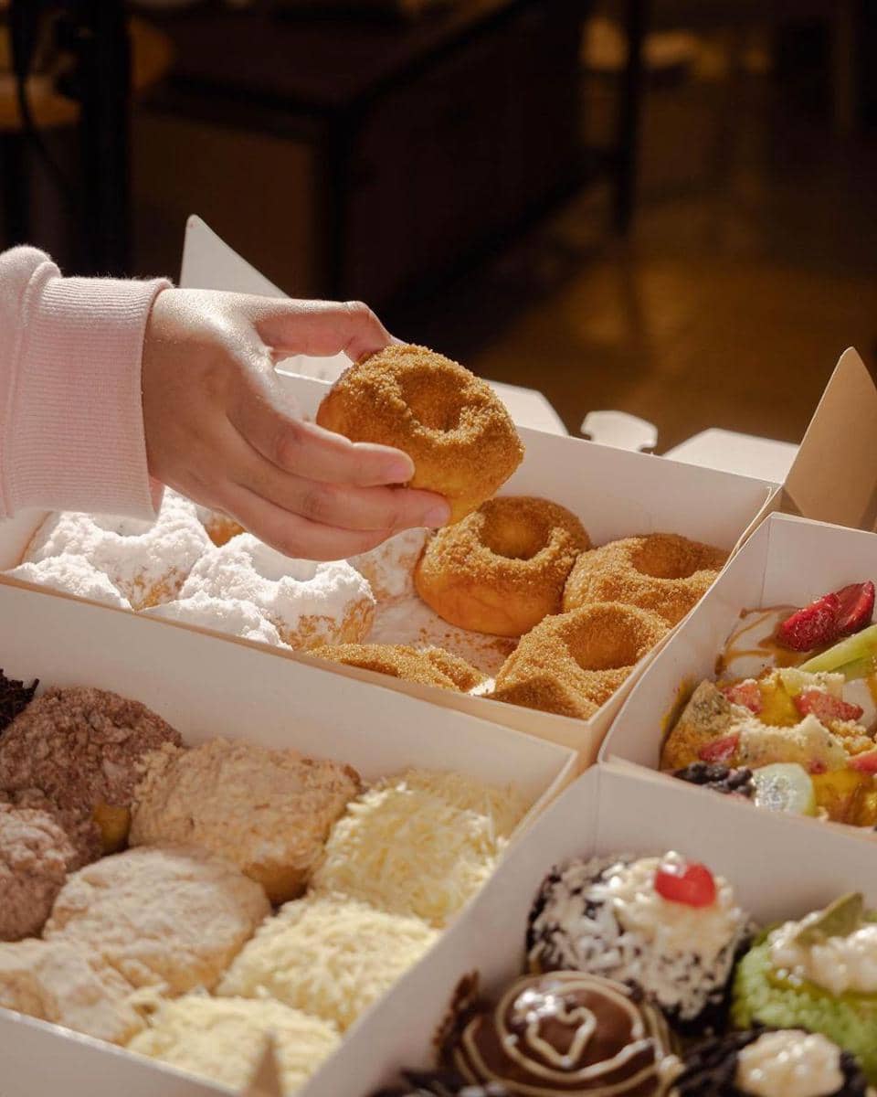 101 Daftar Menu dan Harga Donat Bahagia yang Kekinian | IDN Times