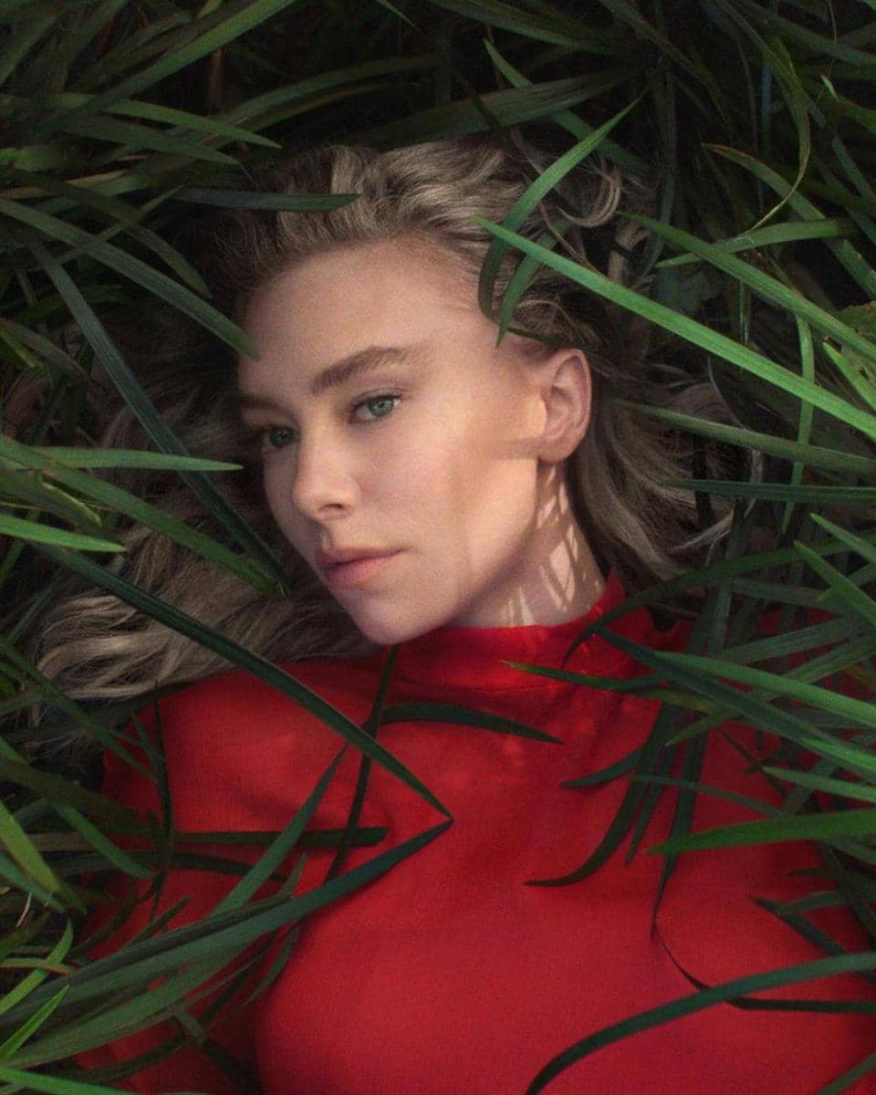 Profil dan Biodata Vanessa Kirby, Model Cartier Bareng V BTS | IDN Times