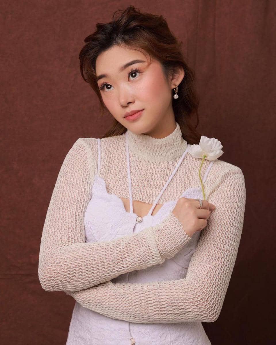 12 Artis di Bawah Naungan A-LIGHT, Ada Livy Renata! | IDN Times