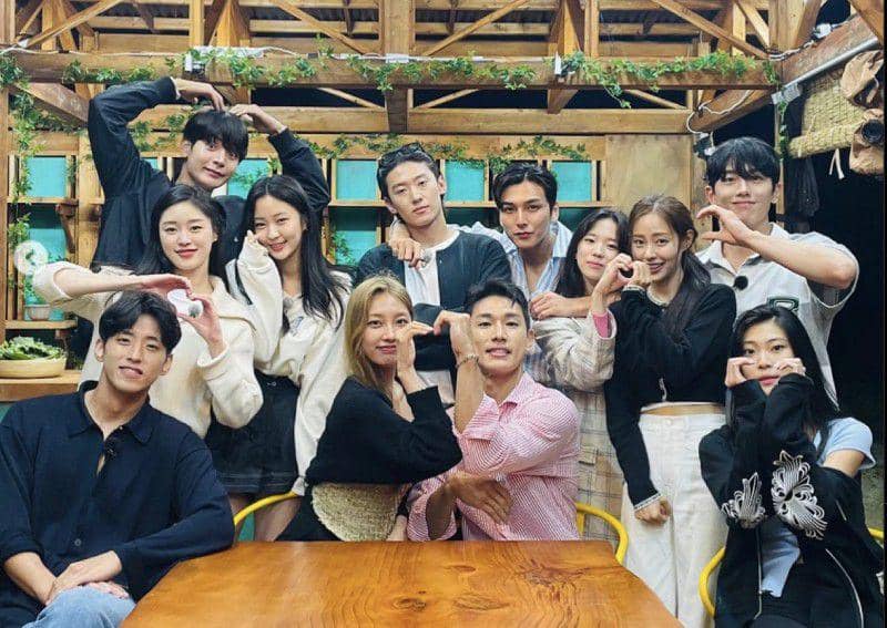 9 Reality Show dan Variety Show Korea yang Dibintangi Dex | IDN Times