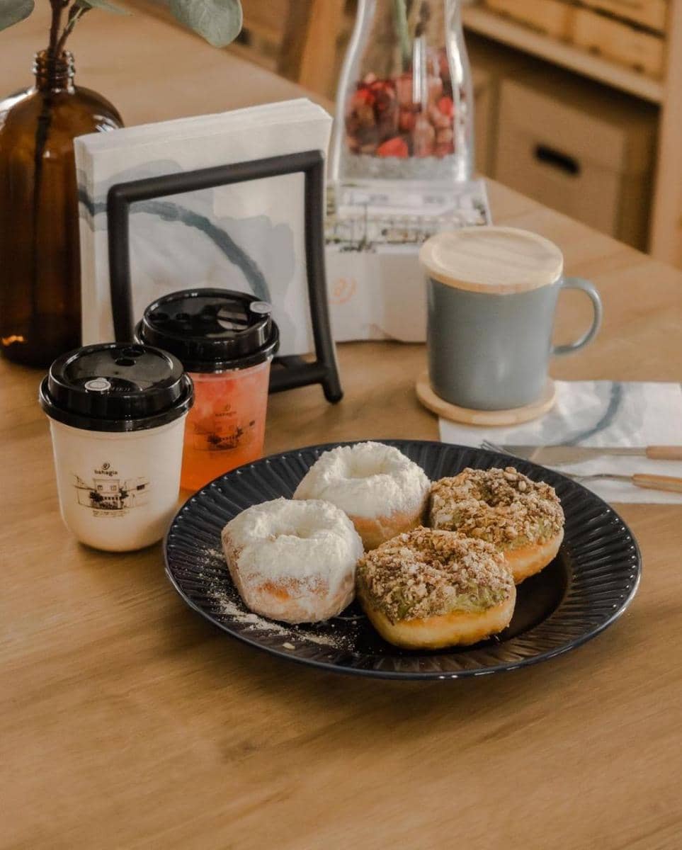 101 Daftar Menu dan Harga Donat Bahagia yang Kekinian | IDN Times