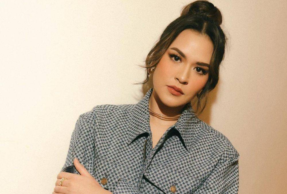 10 Lagu Cinta Milik Raisa, Sukses Bikin Hati Berbunga-bunga | IDN Times
