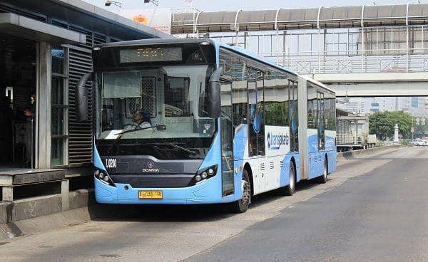 Cara ke Stasiun Pasar Senen Naik TransJakarta dan Panduannya | IDN Times