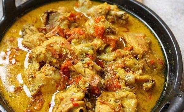 7 Resep Kari Ayam Gurih untuk Menu Makan Sehari-hari | IDN Times