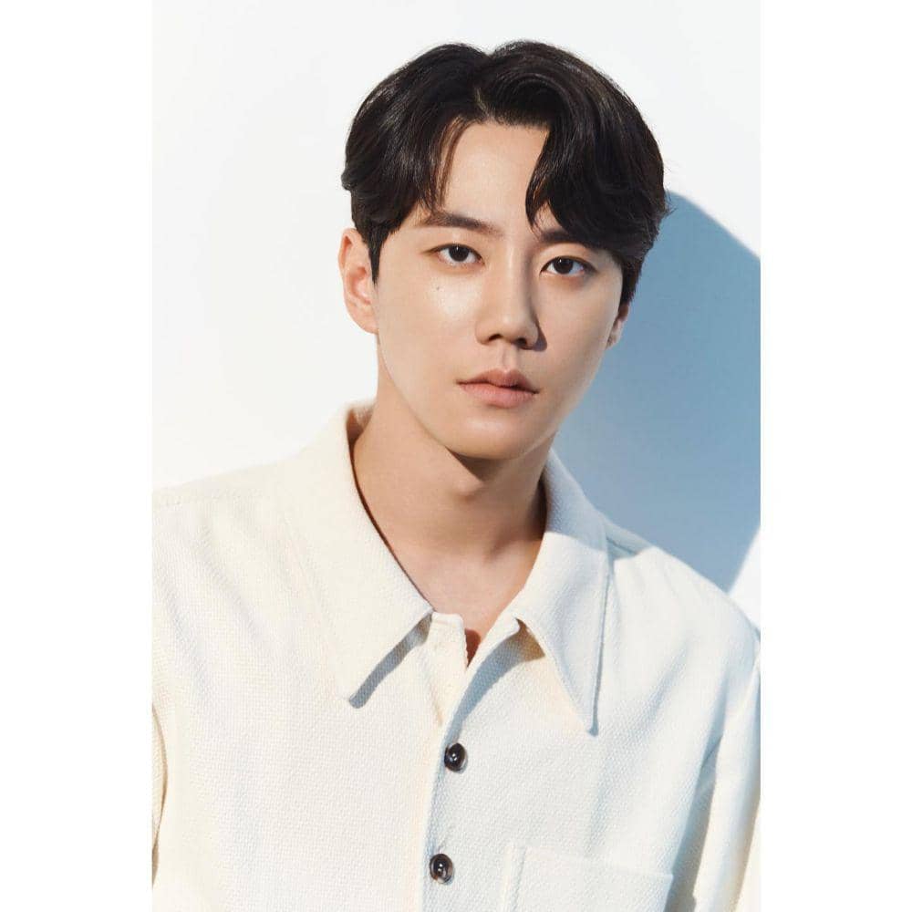Profil-Biodata Lee Jun Young, Disorot di Blue Dragon Series Awards ...