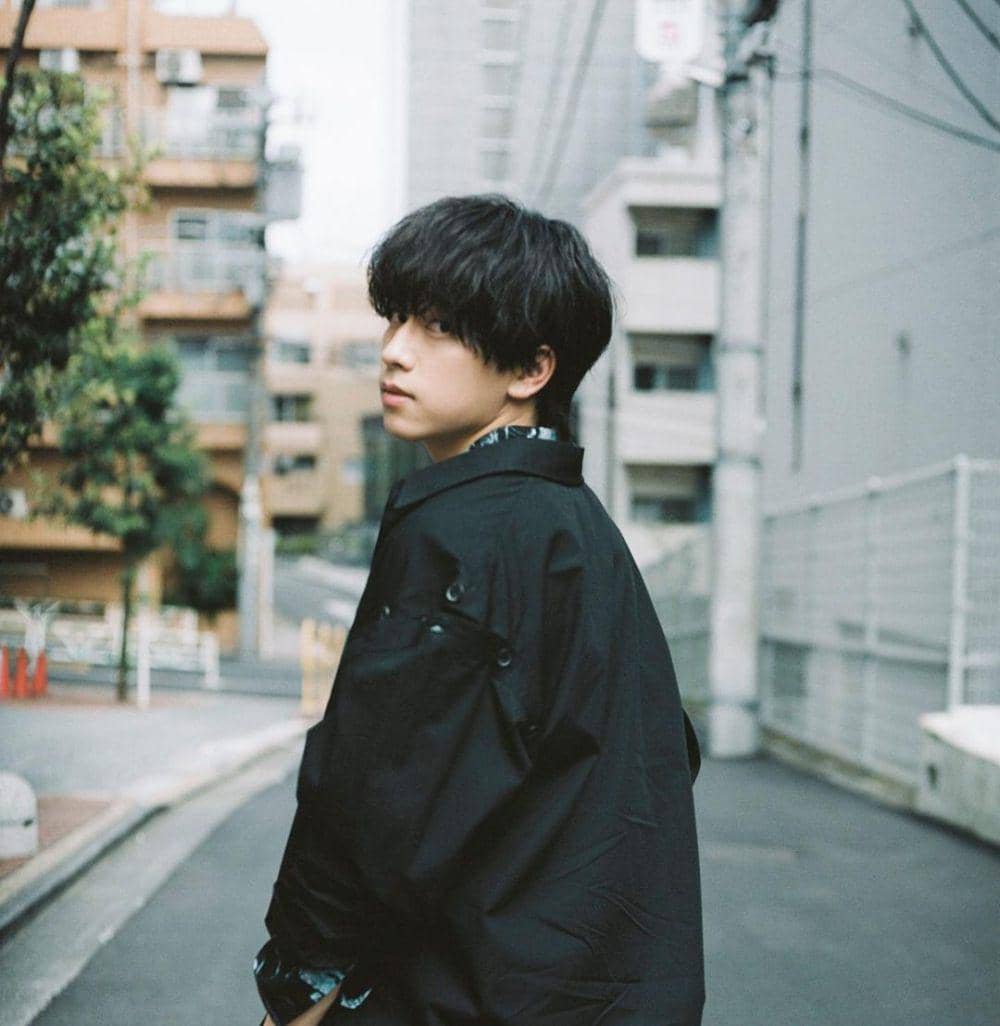 7 Potret Junsei Motojima, Aktor Baru di Kamen Rider Gotchard | IDN Times