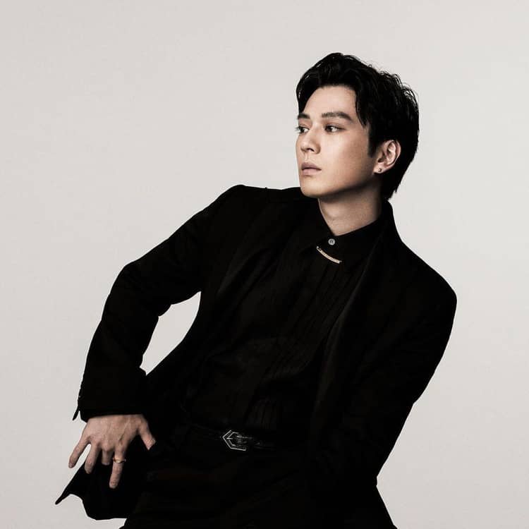 Biodata dan Profil Mackenyu Arata Pemeran Zoro One Piece | IDN Times