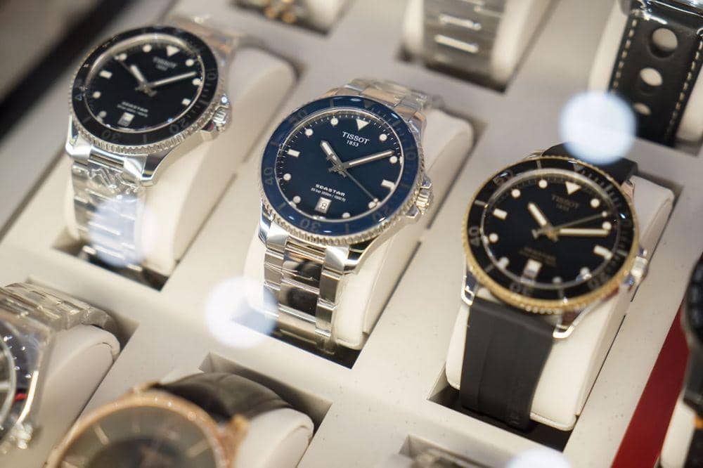 15 Merek Jam Tangan Branded yang Mewah, Harganya Miliaran | IDN Times