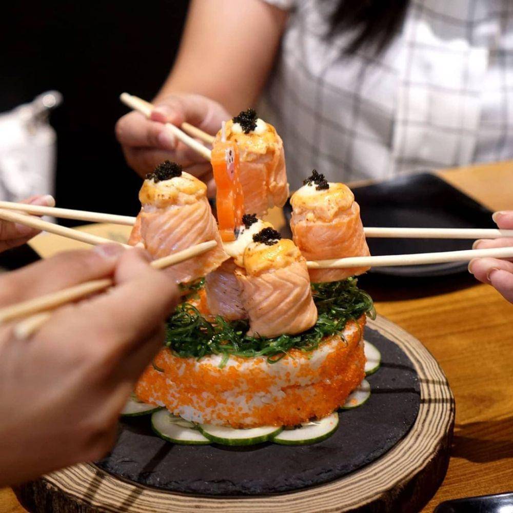 10 Tempat Makan Terbaru di GWalk Citraland Surabaya | IDN Times