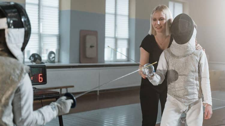 7 Teknik Dasar Anggar yang Harus Dikuasai oleh Pemula | IDN Times