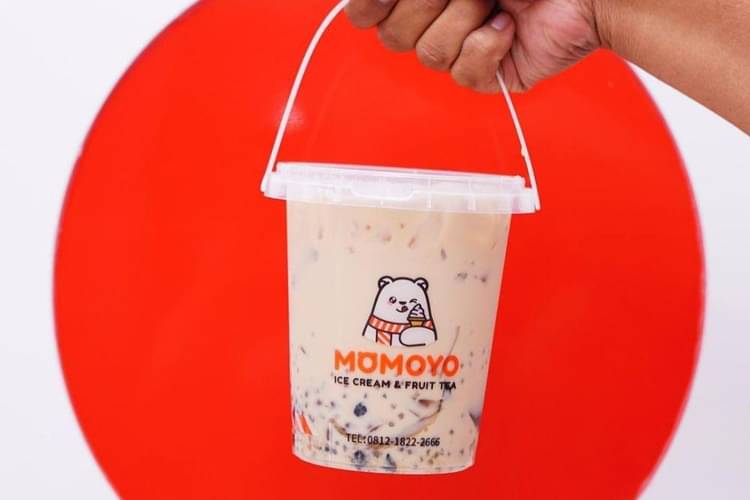 Perbedaan Menu Mixue dan Momoyo, Kamu Suka yang Mana? | IDN Times